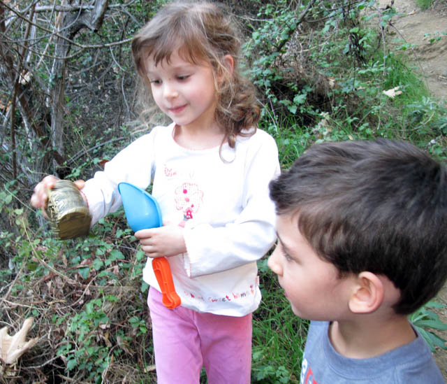 How To Plan an Amazing Treasure Hunt for Kids