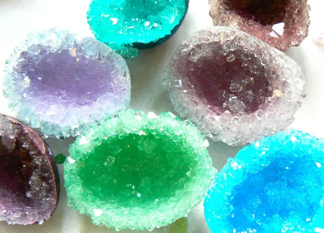 Science Experiments for Kids to Try at Home - Tinybeans