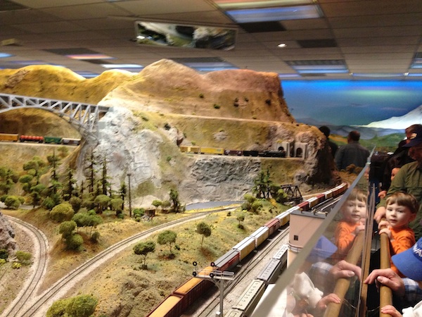 In on the Ground Floor: The Columbia Gorge Model Railroad Club - Tinybeans