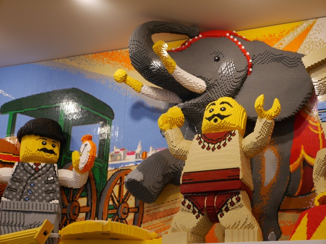 Best Places to Play with LEGO in the US