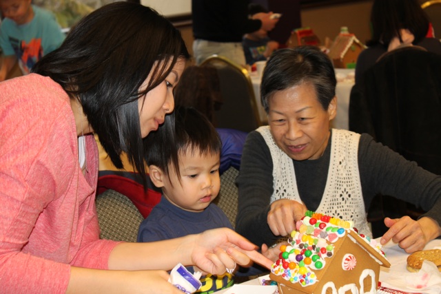 Build a Sweet Masterpiece: Where to Make (and See) Gingerbread Houses ...