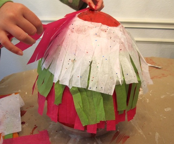 How to Make a Piñata