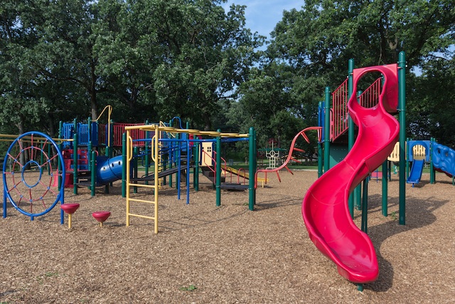 Best Suburban Playgrounds in Chicago