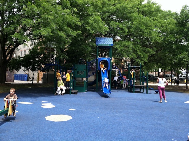 Best Playgrounds in Lincoln Park & Lakeview | Chicago Family Fun