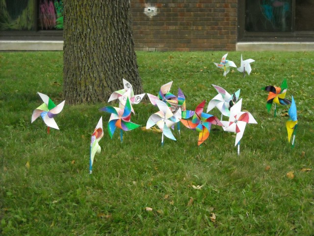 Peace, Love, & Crafts: 10 Projects for Peace Day - Tinybeans