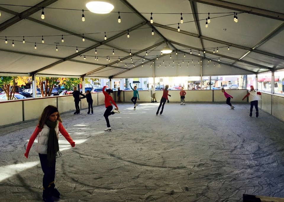 Best Outdoor Ice Skating Rinks in Atlanta
