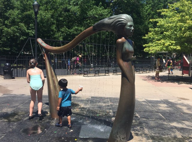 Best Splash Parks and Playgrounds With Sprinklers in New York City