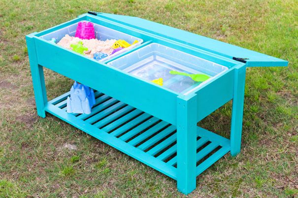 Coolest Water Tables for Babies