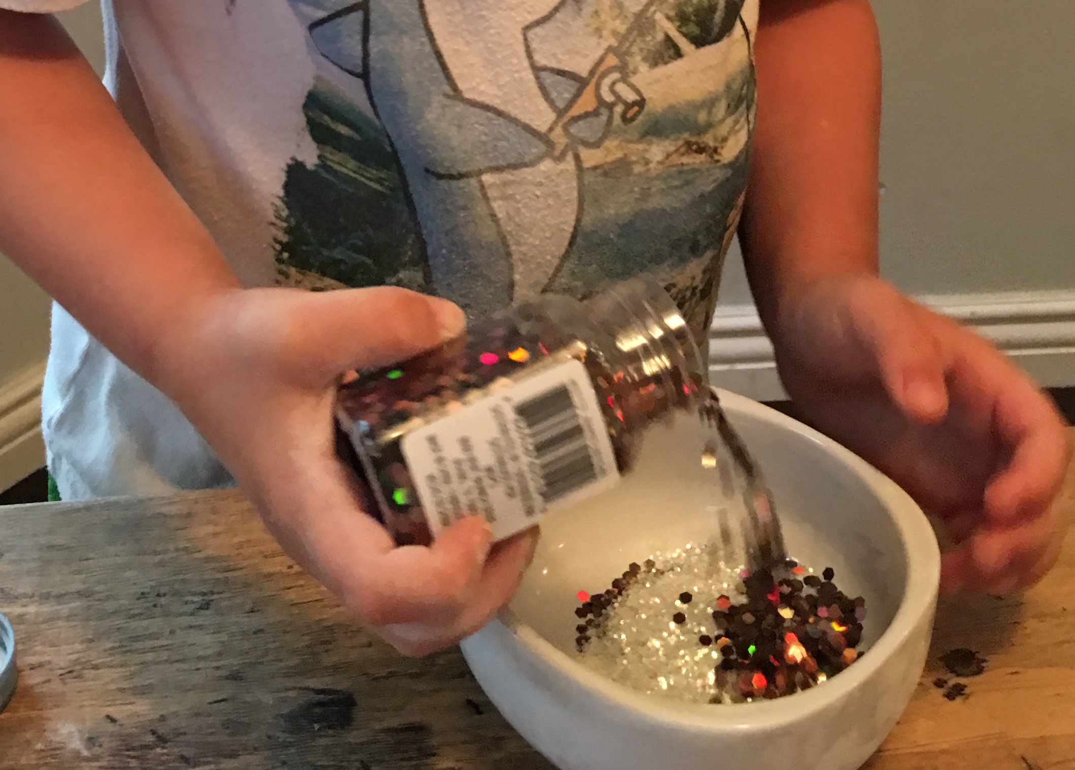 You Can Fly! How to Make Your Own Pixie Dust - Tinybeans