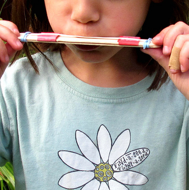 Super Easy Craft Projects that Use 5 Supplies or Less.