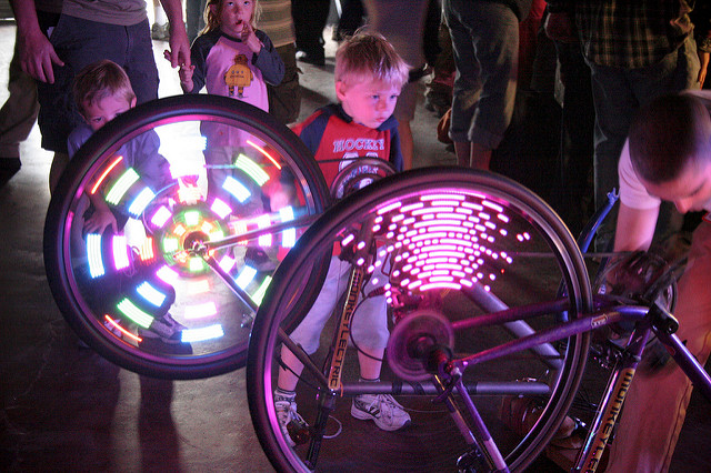 Glow-in-the Dark Science Experiments for Kids