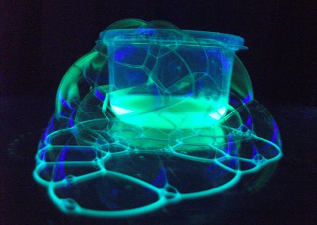 Glow-in-the Dark Science Experiments for Kids