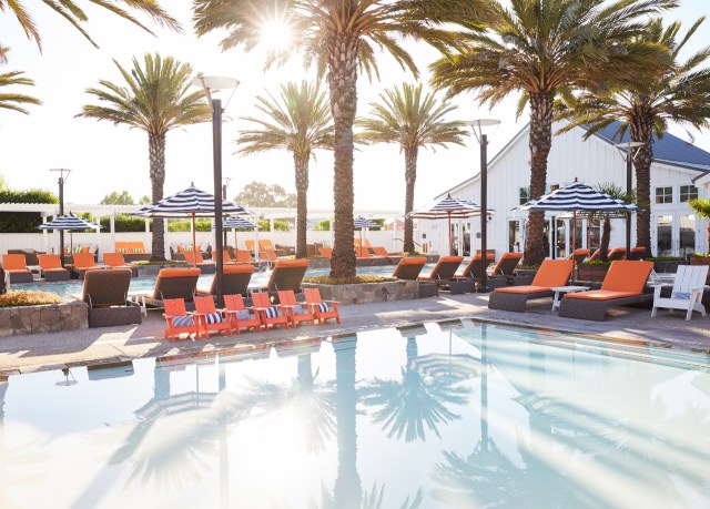 Refundable Family Vacation Packages Perfect for Spring Break