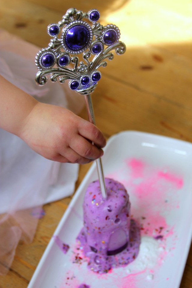 Science Experiments for Kids: Make a Pretend Magic Potion