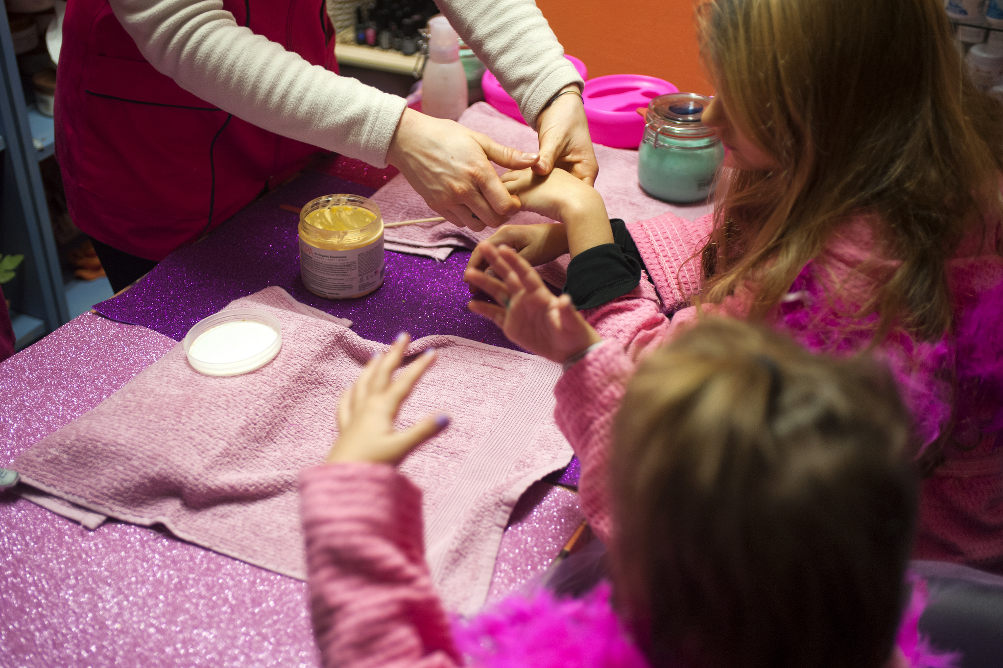 Pampered Party-Goers: Mobile Spas for Kids - Tinybeans