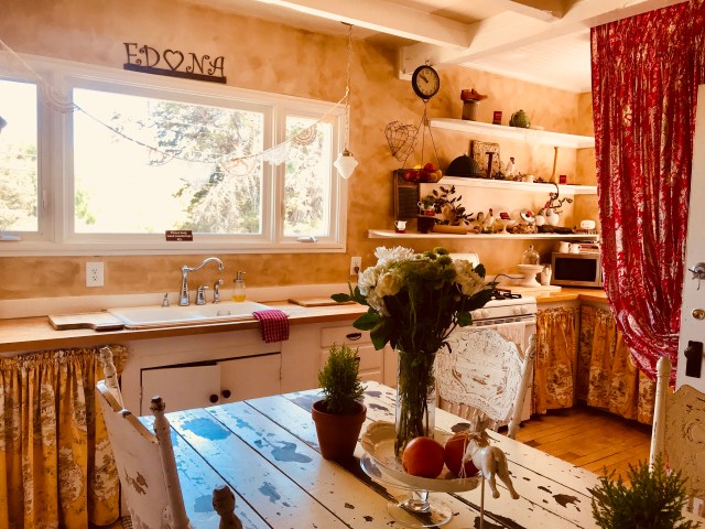 25 Incredibly Unique Overnight Stays That Are Anything but Boring ...