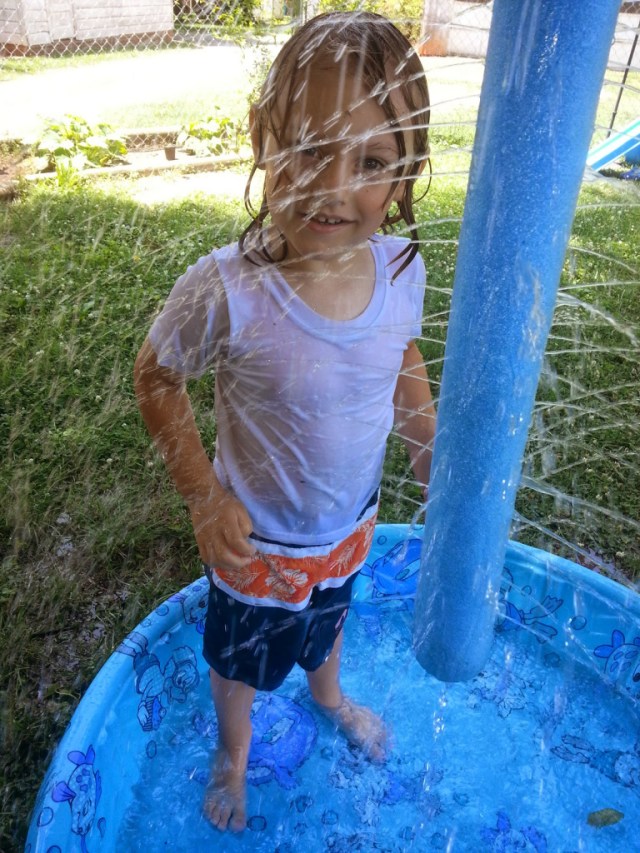 31 Ideas to Help You Throw an Epic Pool Party - Tinybeans