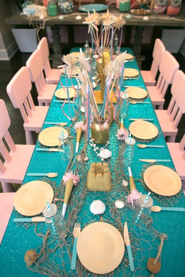 31 Ideas to Help You Throw an Epic Pool Party - Tinybeans