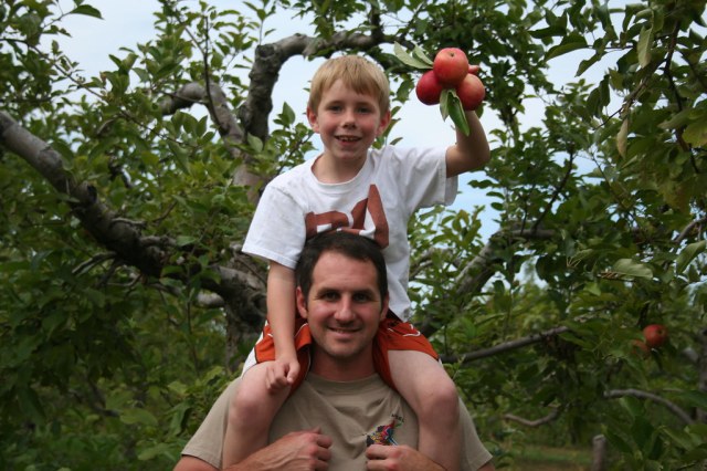 Fun Activities to Strengthen the Family Bond in September