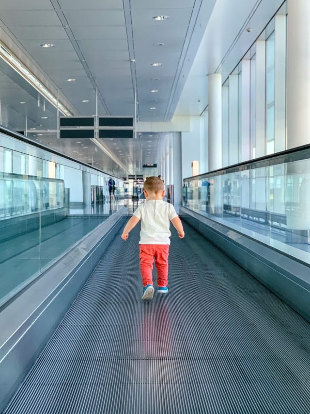 Fun Airport Activities to Keep Kids Busy