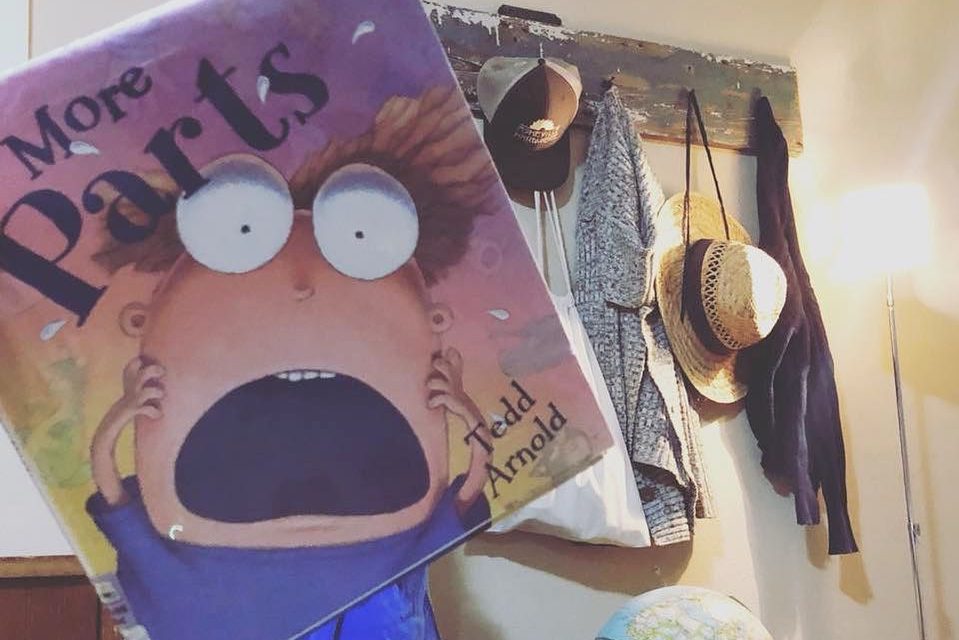 Bookface Is the Newest Instagram Trend Your Bookworms Will Love - Tinybeans