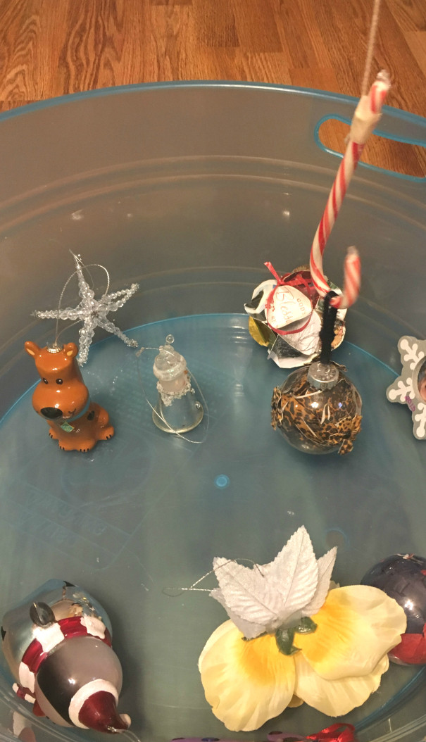 23 Festive Holiday Games You Need to Play with the Kids - Tinybeans