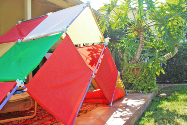 15 Awesome Outdoor Forts for Kids