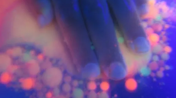 Glow-in-the Dark Science Experiments for Kids - Tinybeans