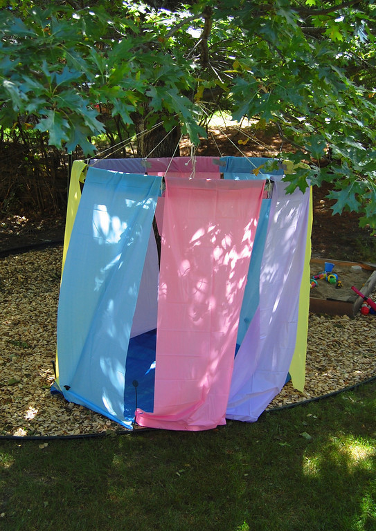 15 Awesome Outdoor Forts for Kids