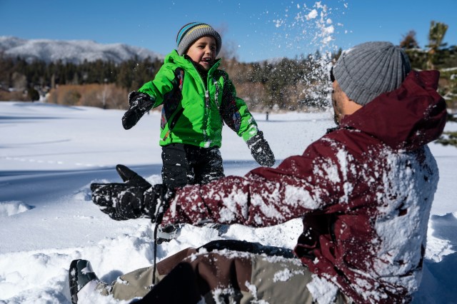 SoCal Snowfall! 8 Cool Spots for Playing in the Snow - Tinybeans