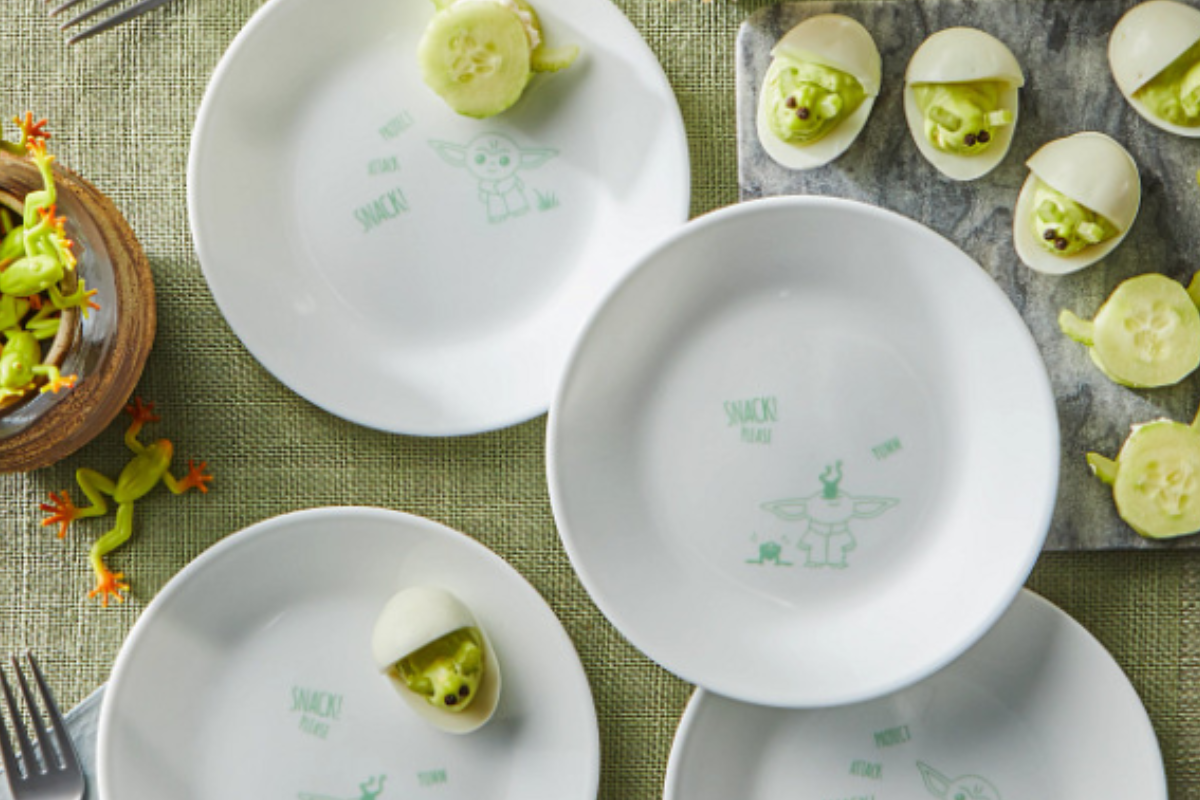 No Bounty Hunter Can Pass up These Baby Yoda Appetizer Plates - Tinybeans