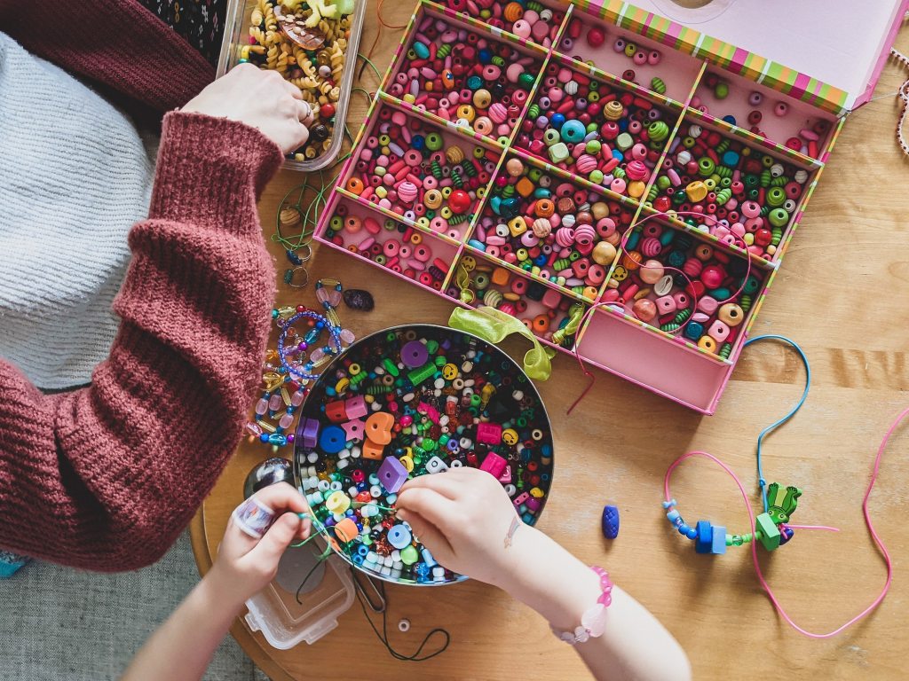 The Best Crafts to Keep Kids Quiet