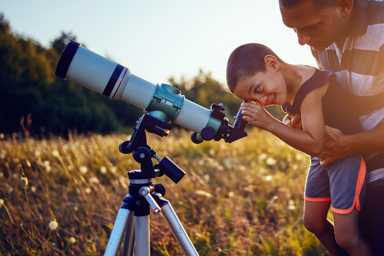 100 Outdoor Adventures to Do before Your Kids Turn 10 - Tinybeans
