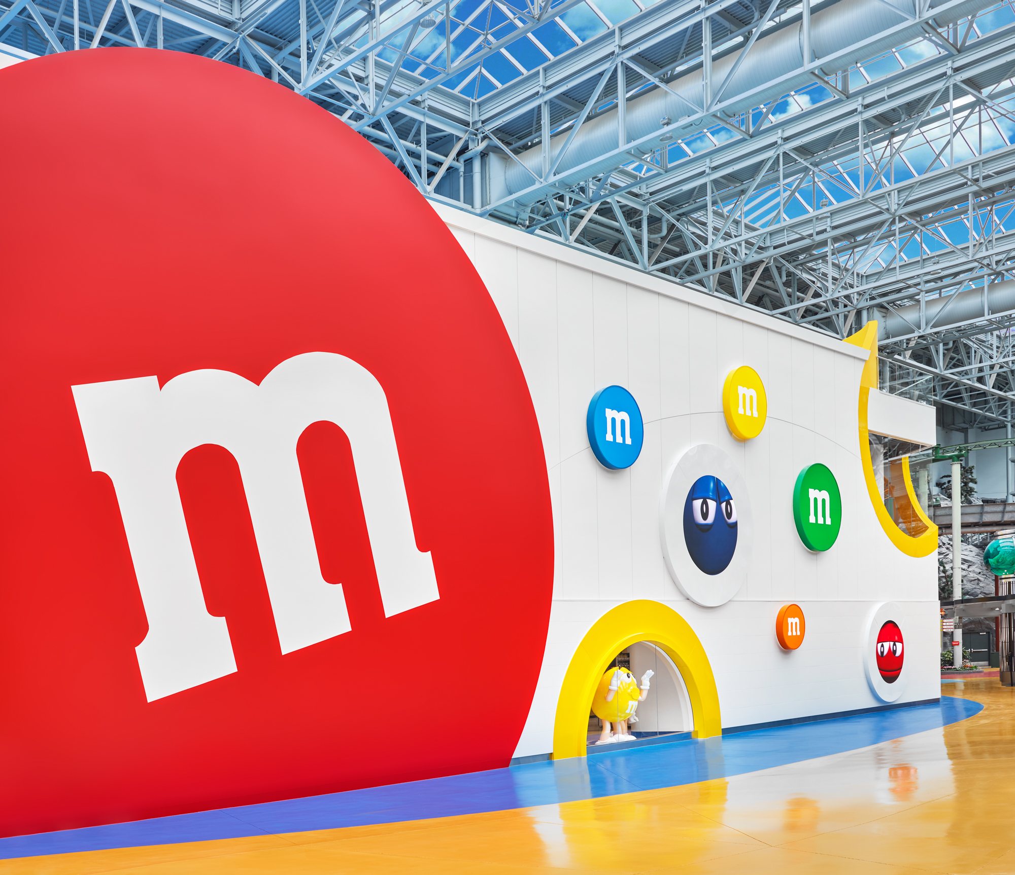 24,000 Feet of Sweets Await at the New M&M'S Store - Tinybeans