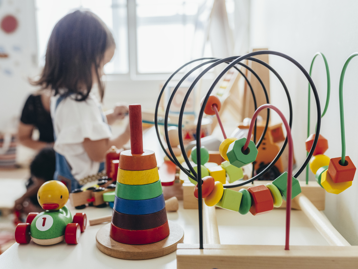 Educational Toys That Kids Can Play with Alone