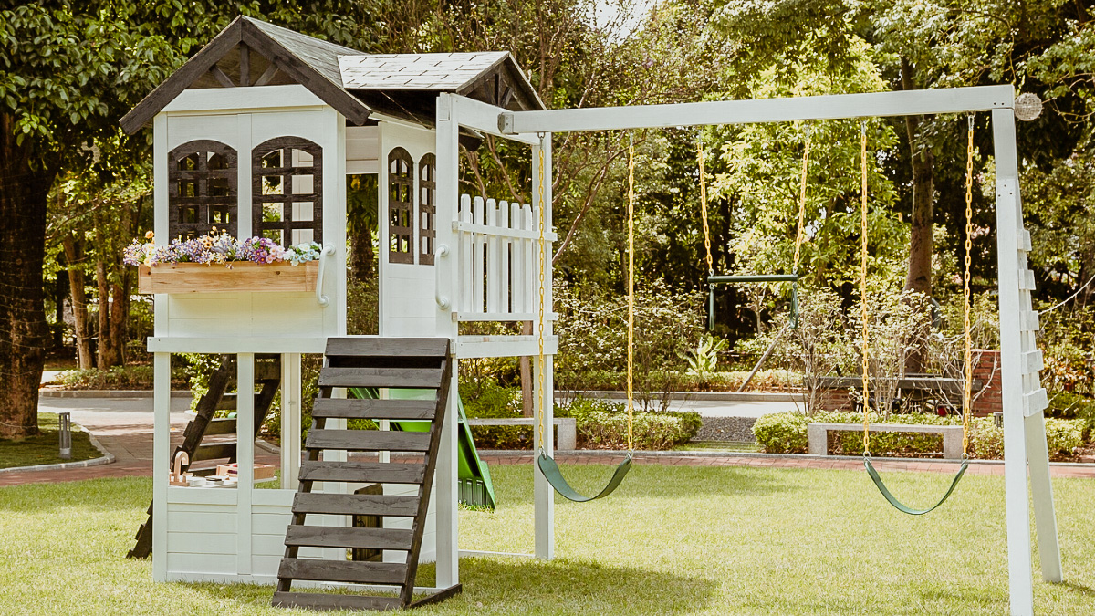 13 Kids' Playhouses Parents Are Buying This Spring - Tinybeans
