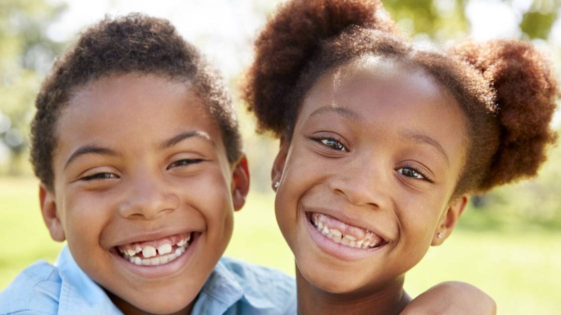 Choosing Sibling Names & Celebrity Kids' Names - Tinybeans