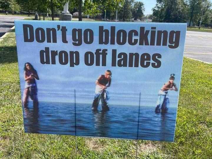 Funny Drop-Off Line Signs Are Cracking Parents Up