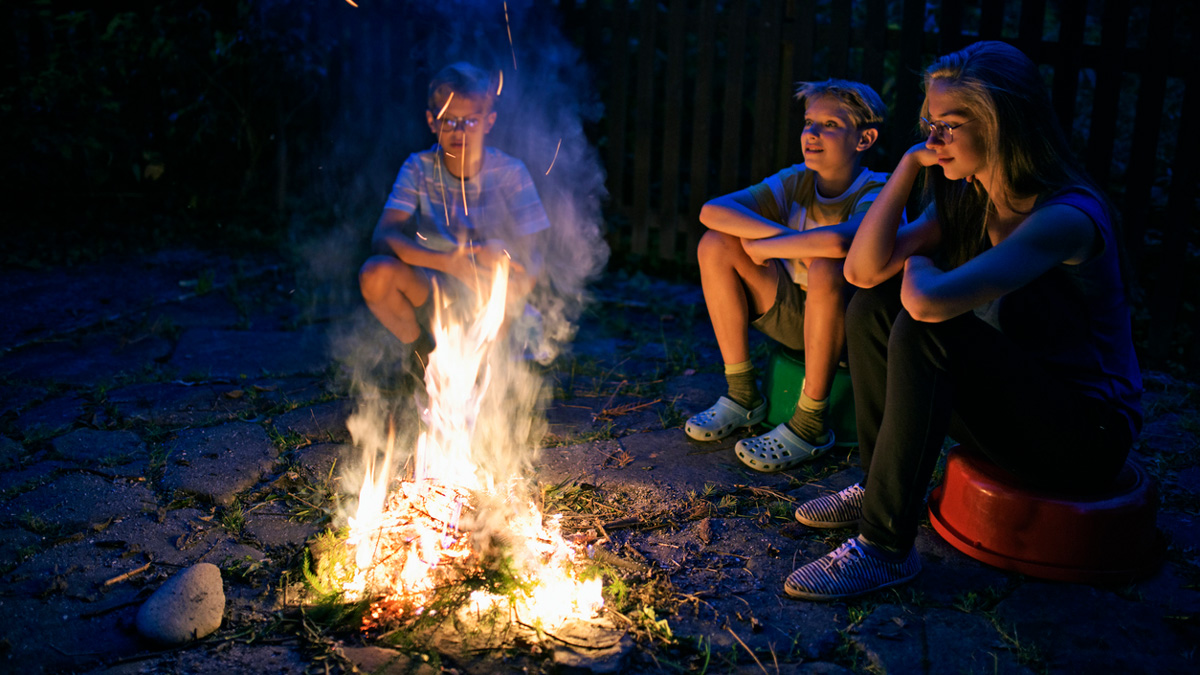Scary Stories for Kids That Are Just Spooky Enough - Tinybeans