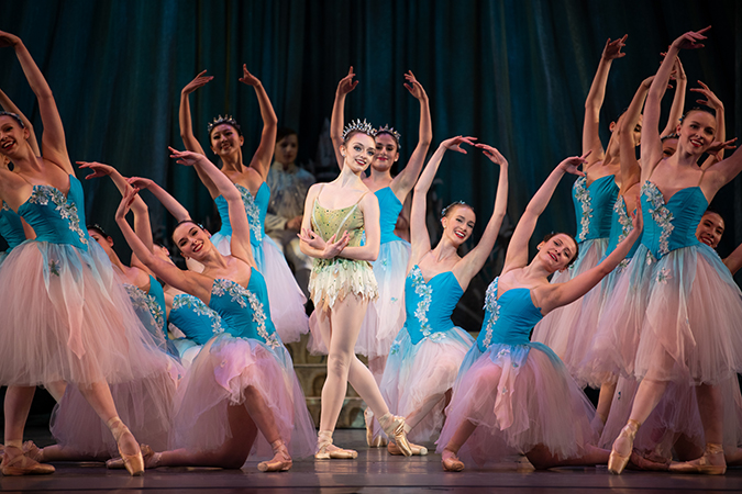 Experience Holiday Fun at the Nutcracker - Tinybeans