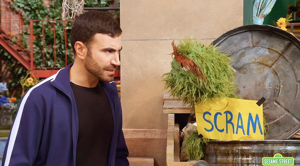 Brett Goldstein & Oscar Have a ‘Grouch-off’ in Sesame Street Clip