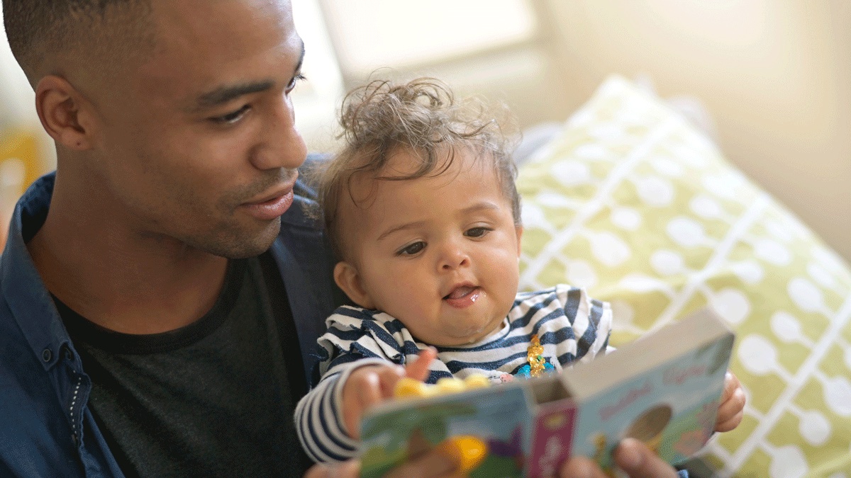 16 Best Books for Newborns - Tinybeans