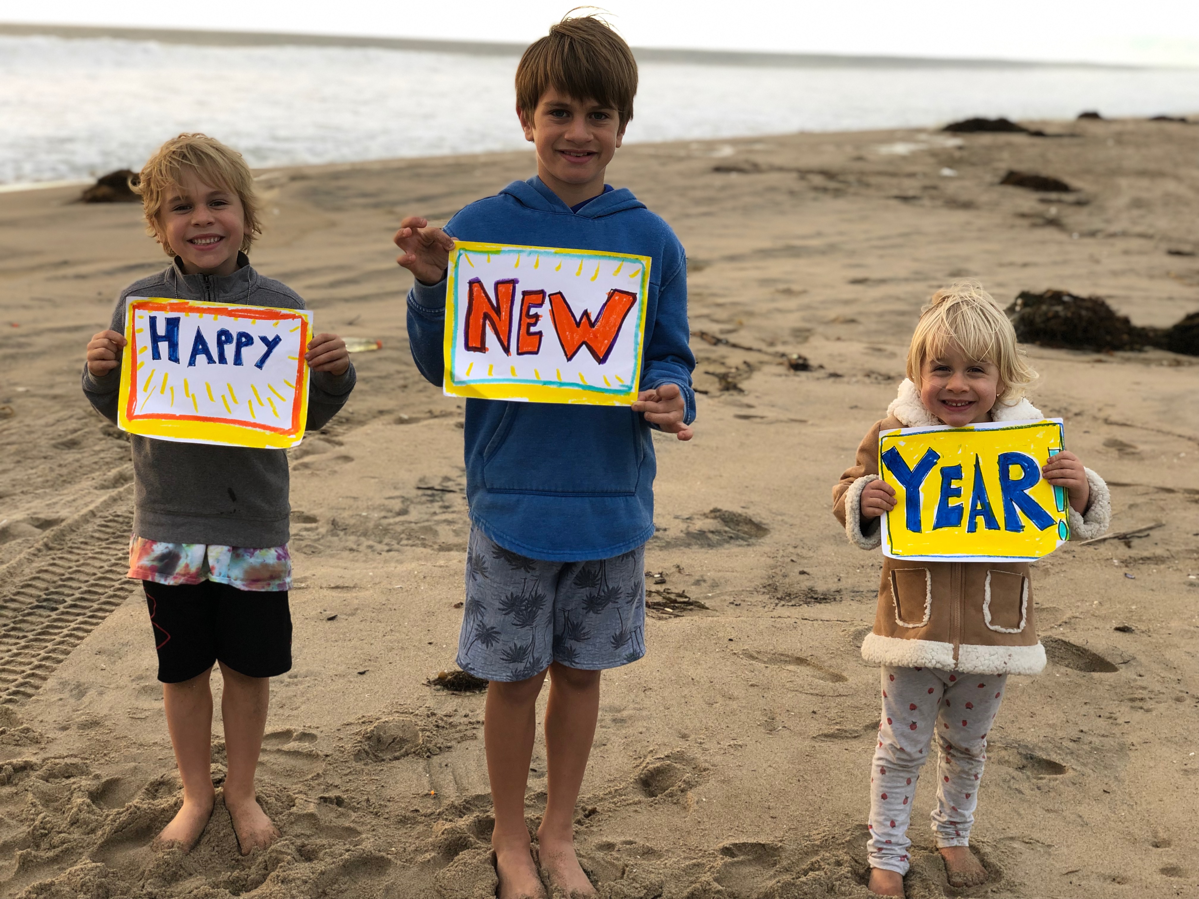 A Guide to Surviving the Holidays & Keeping Calm with Kids