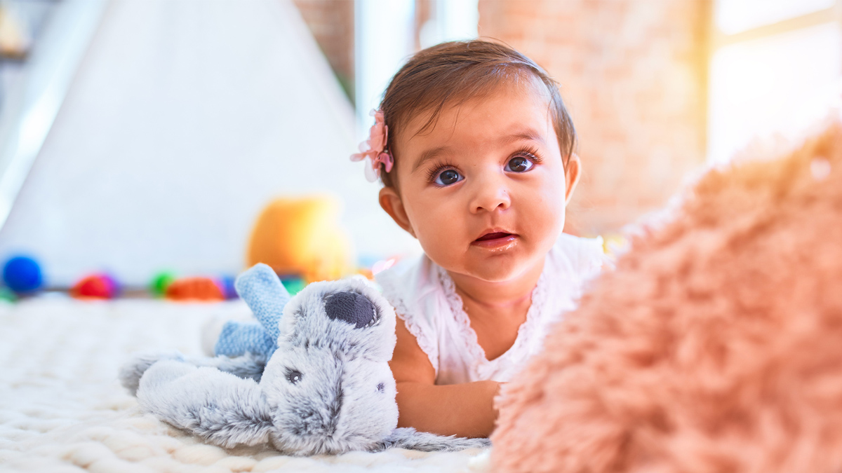 What Is a Lovey for Baby and When Do You Give One? - Tinybeans