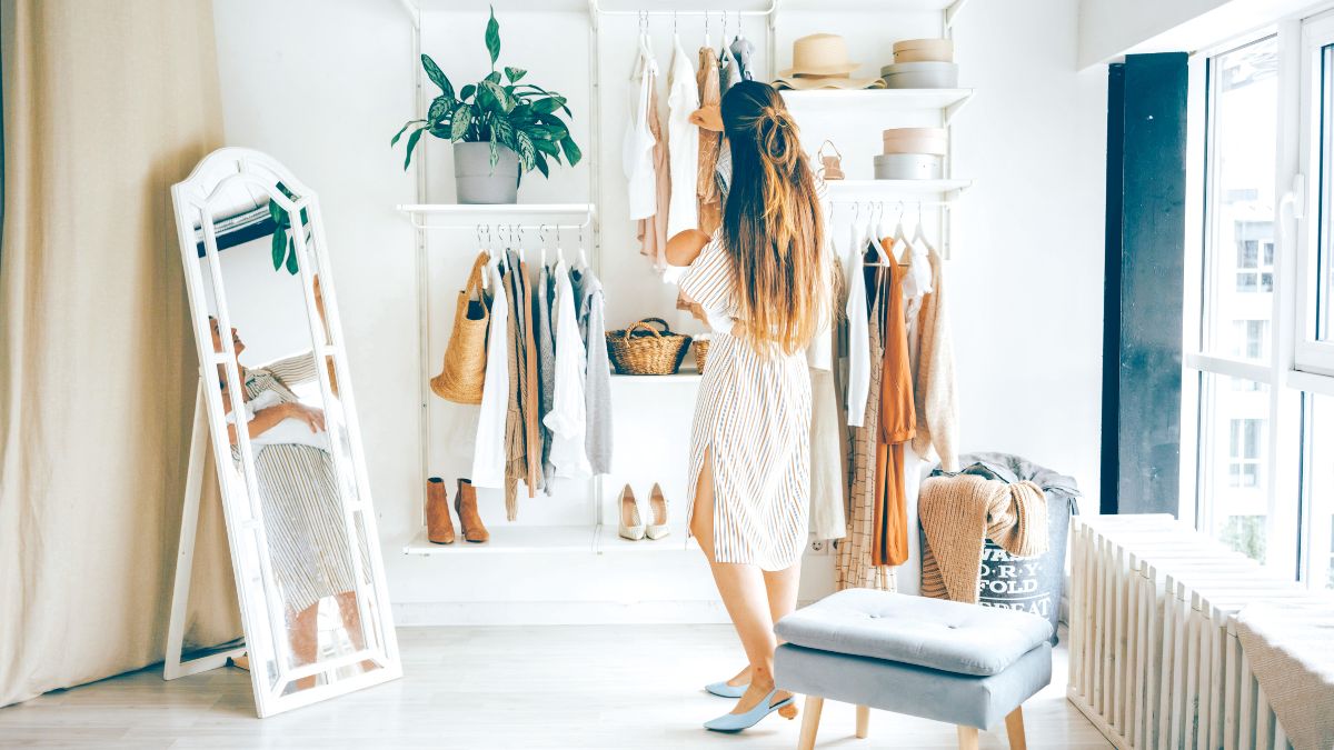 Mom Clothes You Absolutely Need in Your Closet Now - Tinybeans
